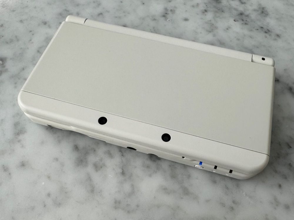 New Nintendo 3DS Japan Version - Weiss, Neuwertig | Kaufen auf Ricardo