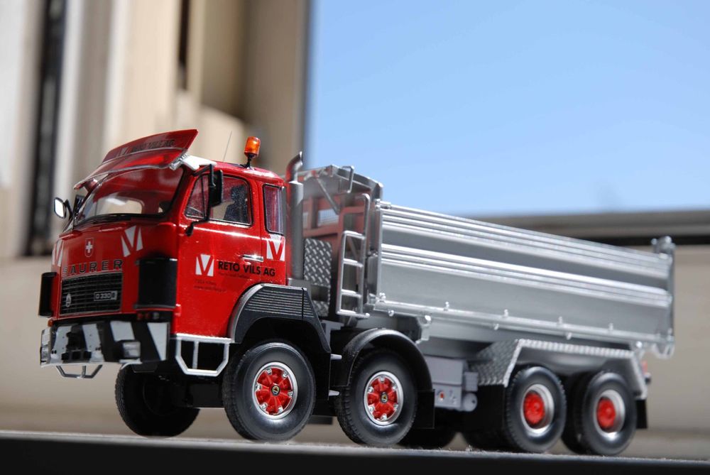 AutoCult 1:43 SAURER D330 8X4 Kipper-Lastwagen Reto Vils AG (Gebraucht ...