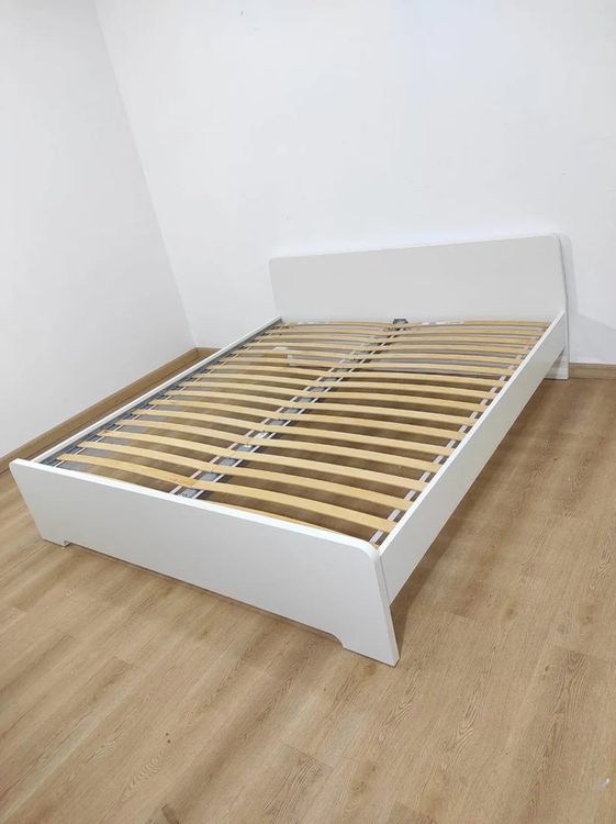 New - Ikea Askvoll bed inclusive of mattress and base (Gebraucht) in ...