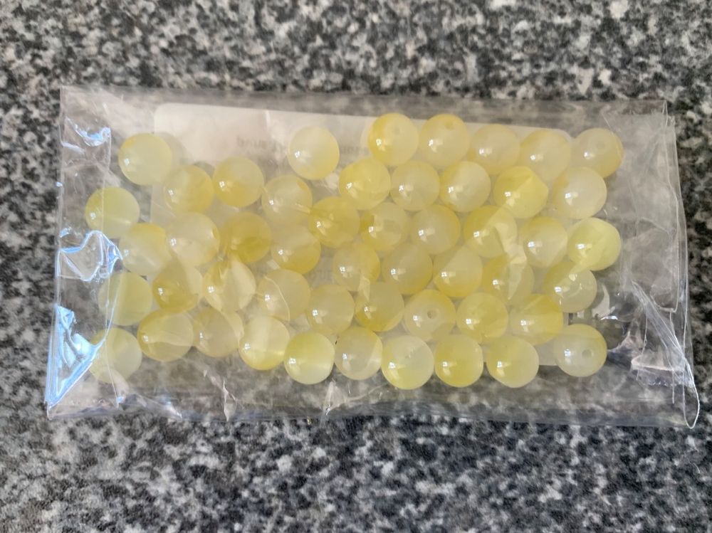 Glasperlen Bastelperlen Gelb 50 Stk 8mm (Neu und originalverpackt) in Geneve für CHF 1.3 – mit ...