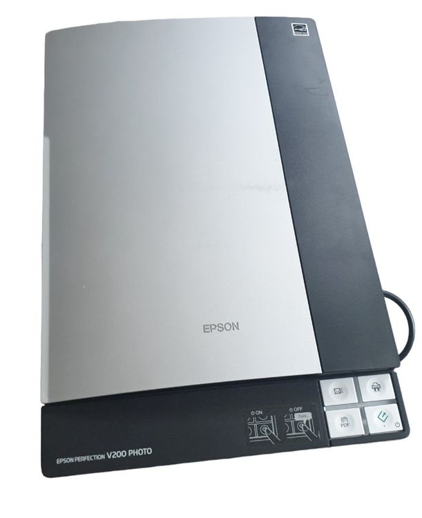 EPSON Perfection V200 Photo Scanner (Gebraucht) in für CHF 20 – mit ...