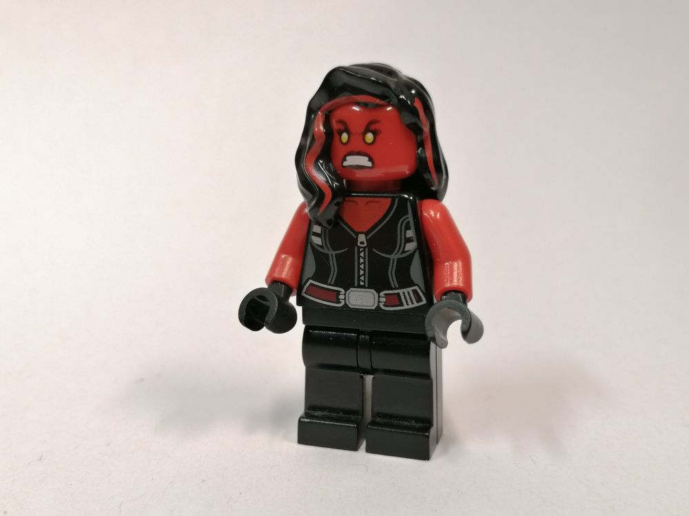 Lego Marvel Red She-Hulk (Gebraucht) in Sils im Domleschg für CHF 17 ...