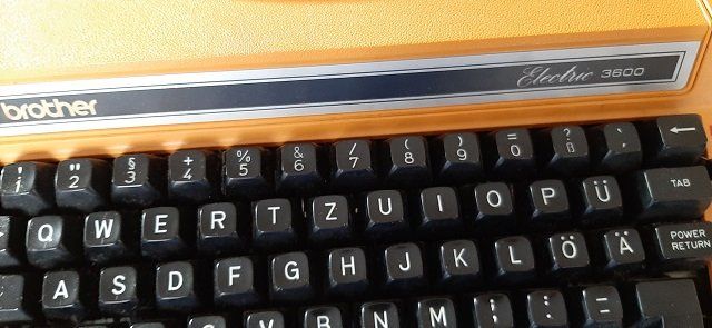 Brother Electric 3600 Schreibmaschine, funktioniert tadellos | Kaufen ...