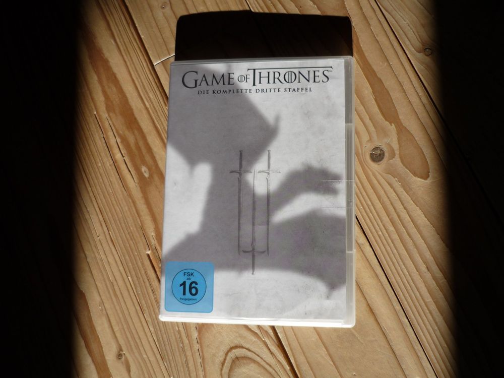 Game of Thrones / DVD / dritte Staffel / Saison 3 / Stühle (Gebraucht) in Sumiswald für CHF 15 ...