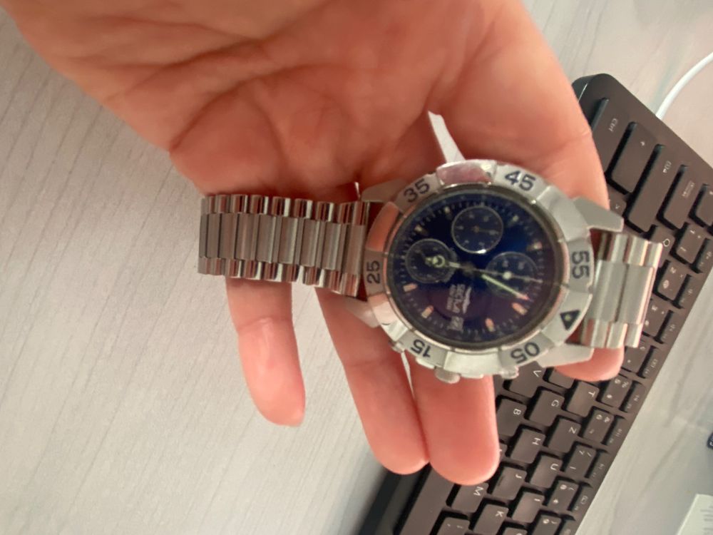 Sector ADV 2500 (Gebraucht) in Herrliberg für CHF 24 – mit Lieferung ...