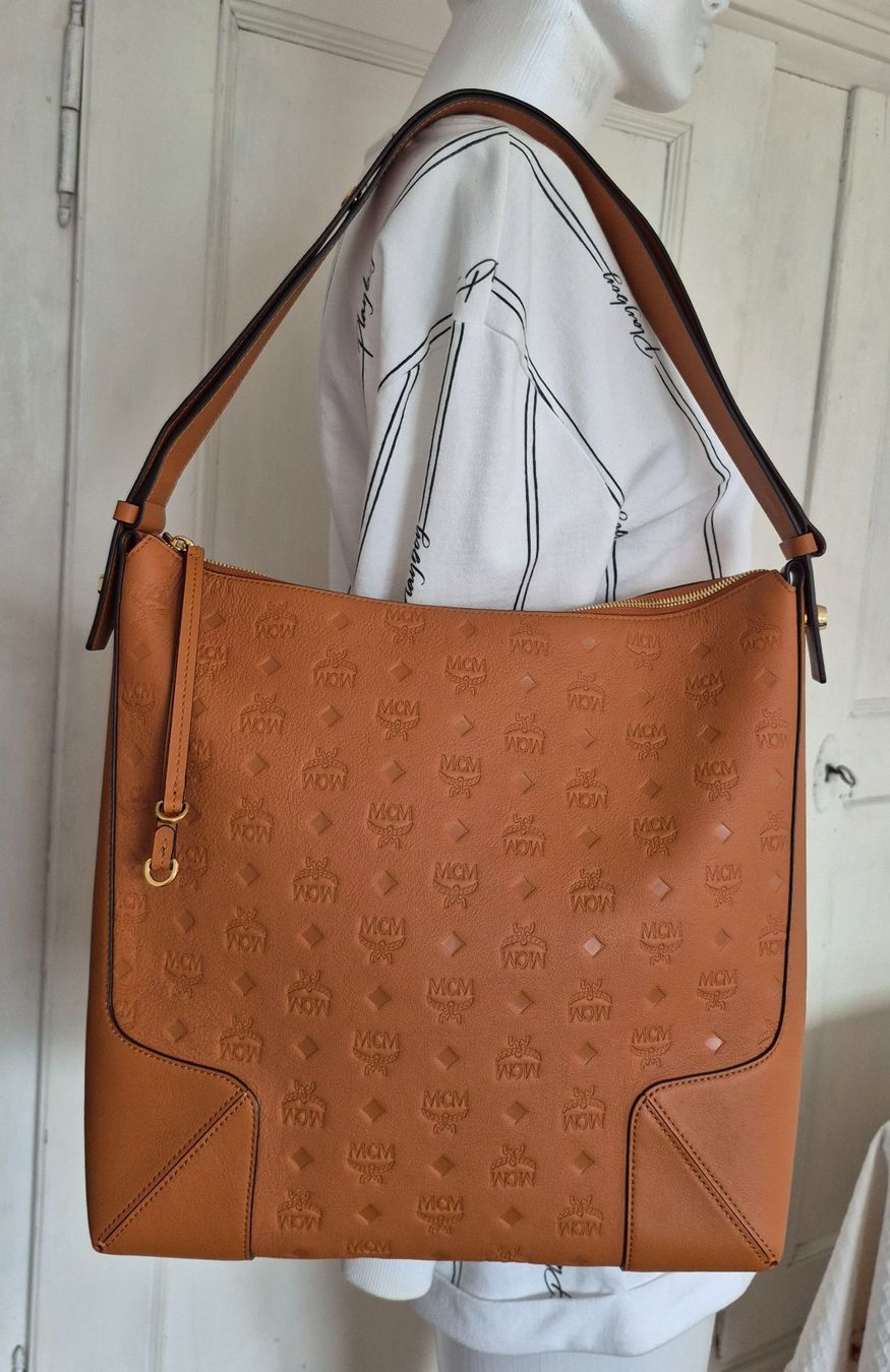 Neue Original MCM Hobo Bag, aus geprägtem Leder (Neu (gemäss ...
