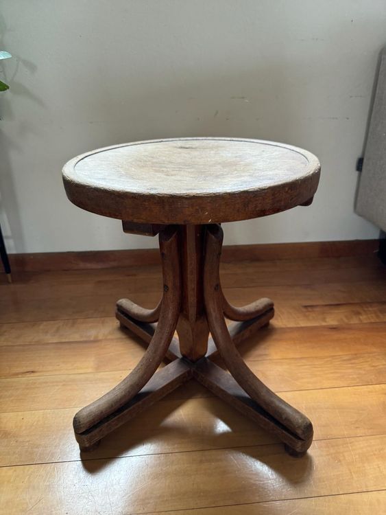 Antiker Klavierstuhl Horgen Glarus, Holz Hocker (Gebraucht) in Otelfingen für CHF 78 – nur ...