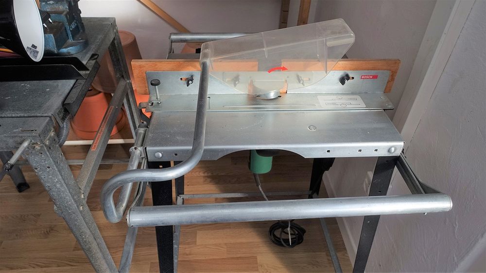 Bosch Oberfräse mit Tisch POF 500 EA | Kaufen auf Ricardo