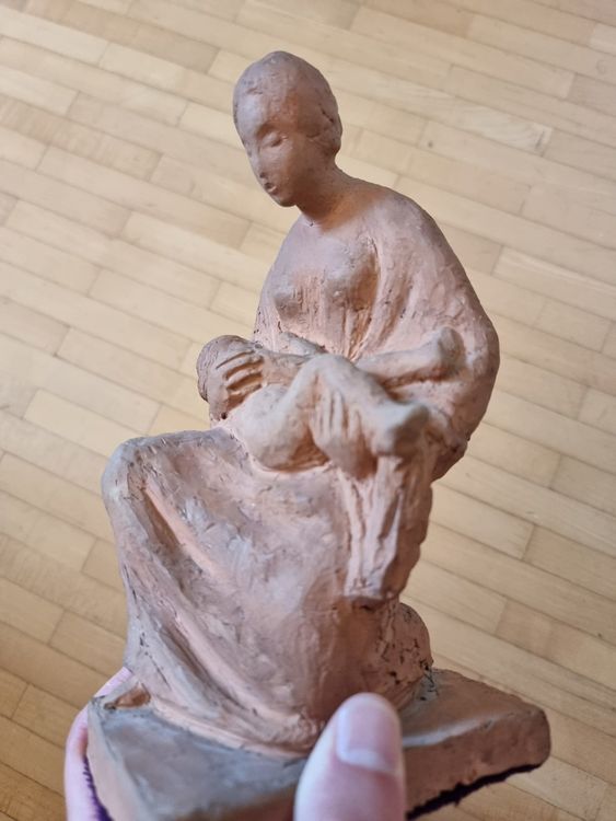 Alte Terracotta Figur - Mutter und Kind (Gebraucht) in bern für CHF 20 – mit Lieferung auf ...