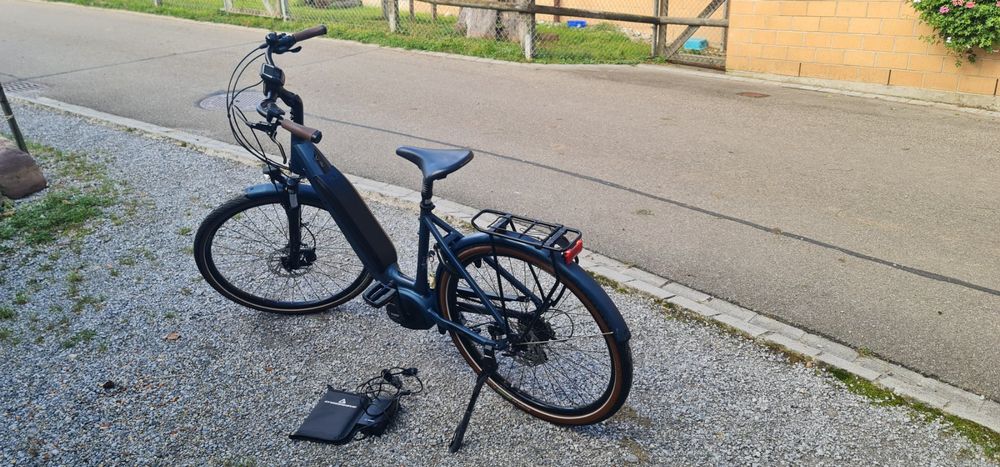 Crosswave Pro Wave 2024,Bosch,25km/h,Elektrovelo,Gr.M E Bike (Gebraucht) in Hombrechtikon für ...