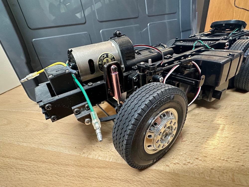 Tamiya Scania R620 6x4 Highline 1/14 th Scale RC Truck (Neu (gemäss ...