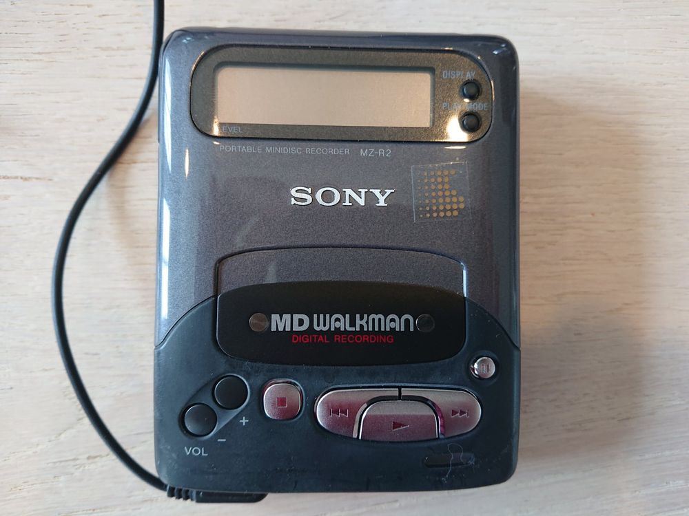 Sony Mini Disc Walkman Recorder MZ-R2 | Kaufen auf Ricardo