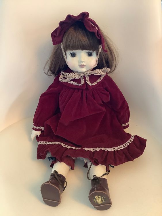 Porzellan Puppe (Gebraucht) in Triesen für CHF 16 – mit Lieferung auf ...