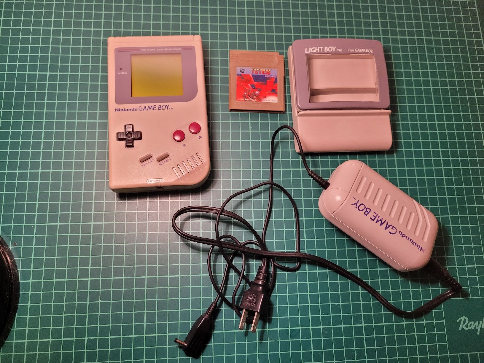 Nintendo Gameboy + Tetris + Light Boy and Battery pack (Gebraucht) in ...