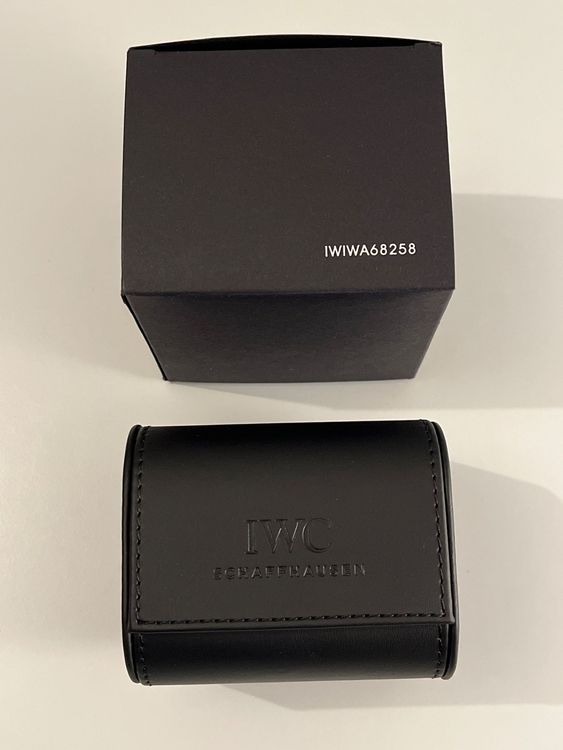 Original IWC Service Box (Neu und originalverpackt) in Villars-sur ...