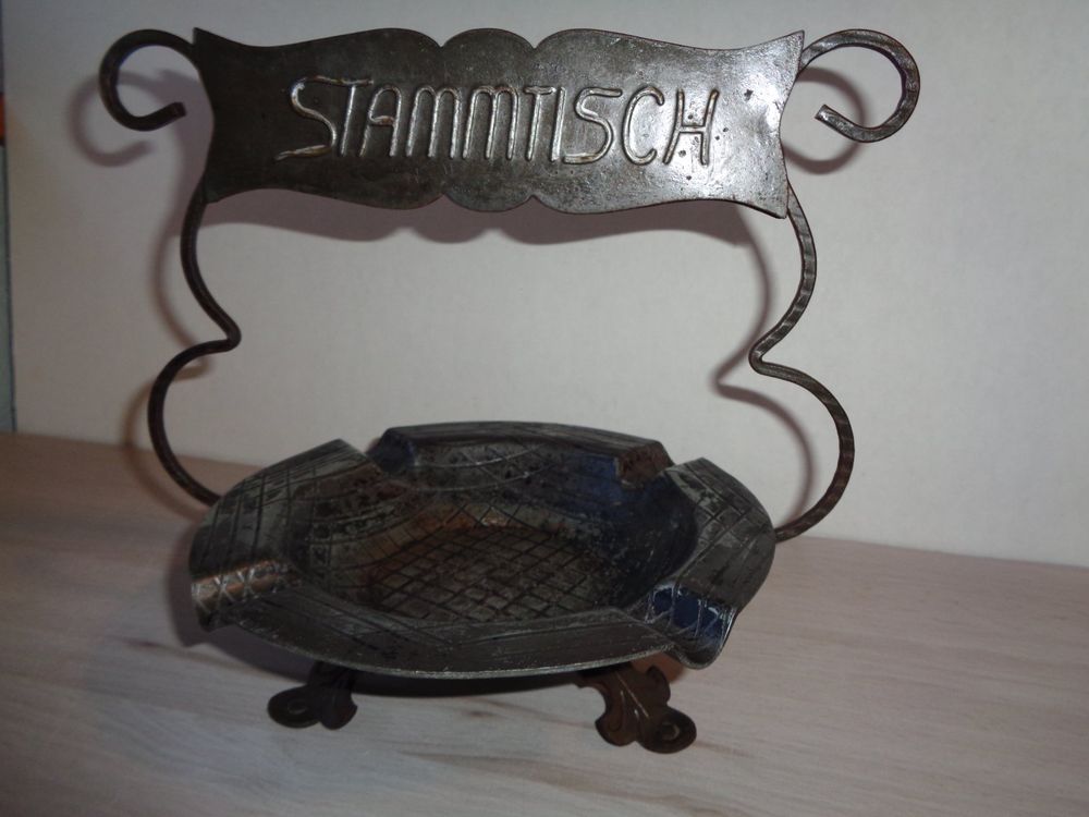 STAMMTISCH ASCHENBECHER EISEN SCHMIEDEEISEN (Gebraucht) in für CHF 45 ...