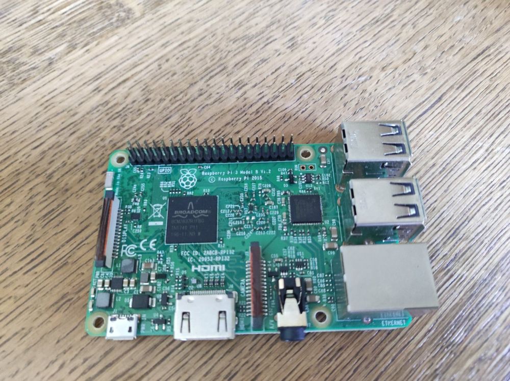 Raspberry pi 3 model b v1.2 (Gebraucht) in Watt für CHF 49.95 – mit ...