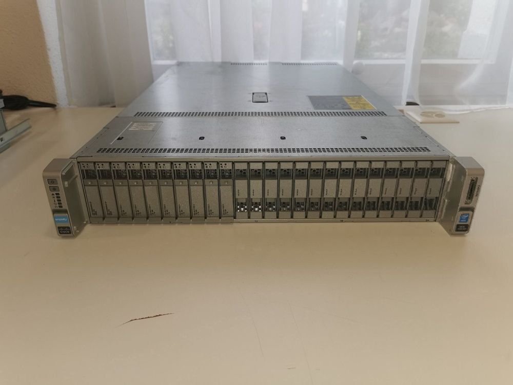 CISCO Server UCSC-C240-M4SX | Kaufen auf Ricardo