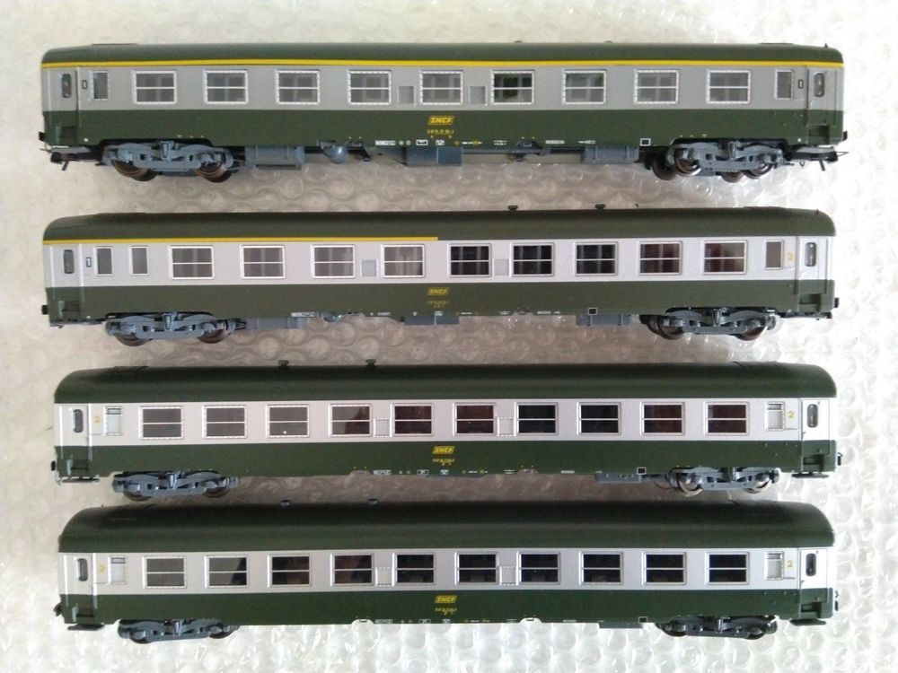 Roco 44607/44609/44611 - SNCF UIC Wagen (Gebraucht) in Glattfelden für CHF 140 – mit Lieferung ...