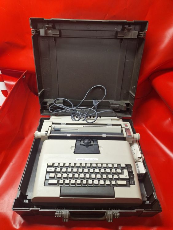w196) Vintage Olivetti Lexikon 82 Schreibmaschine mit (Gebraucht) in ...