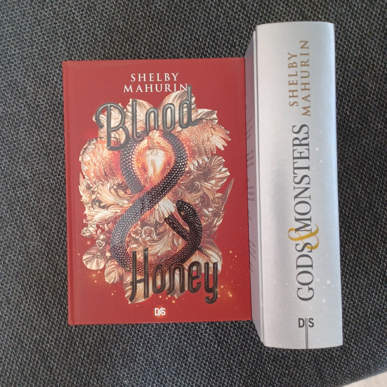 Livre - Serpent and dove (Neuf (Voir description)) à Ardon pour CHF 25 ...