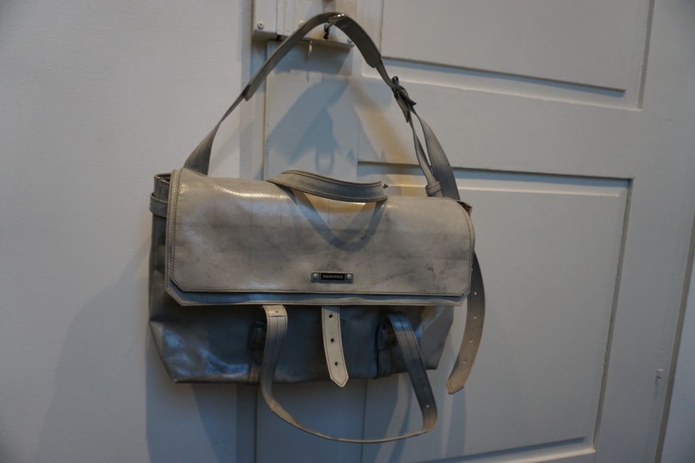 Freitag R511 Reference Grau (Gebraucht) in Dietikon für CHF 250 – mit ...