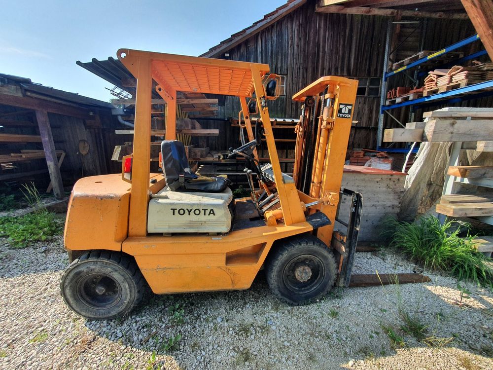Stapler Toyota (Gebraucht) in stüsslingen für CHF 3610 – nur Abholung ...
