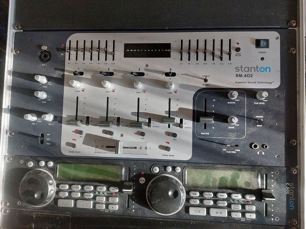 Stanton Mischpult & Dual CD Player (Defekt) in Lömmenschwil für CHF 22 – nur Abholung auf ...