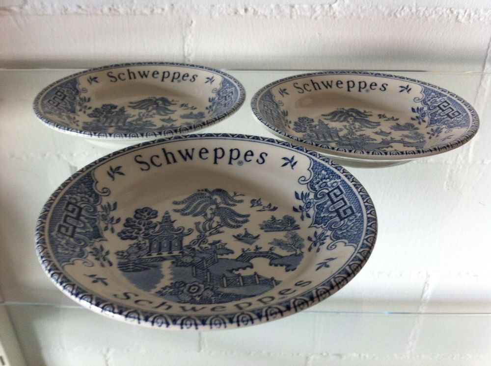 Schweppes Blue Willow Teller (Gebraucht) in Gossau ZH für CHF 20 – mit ...