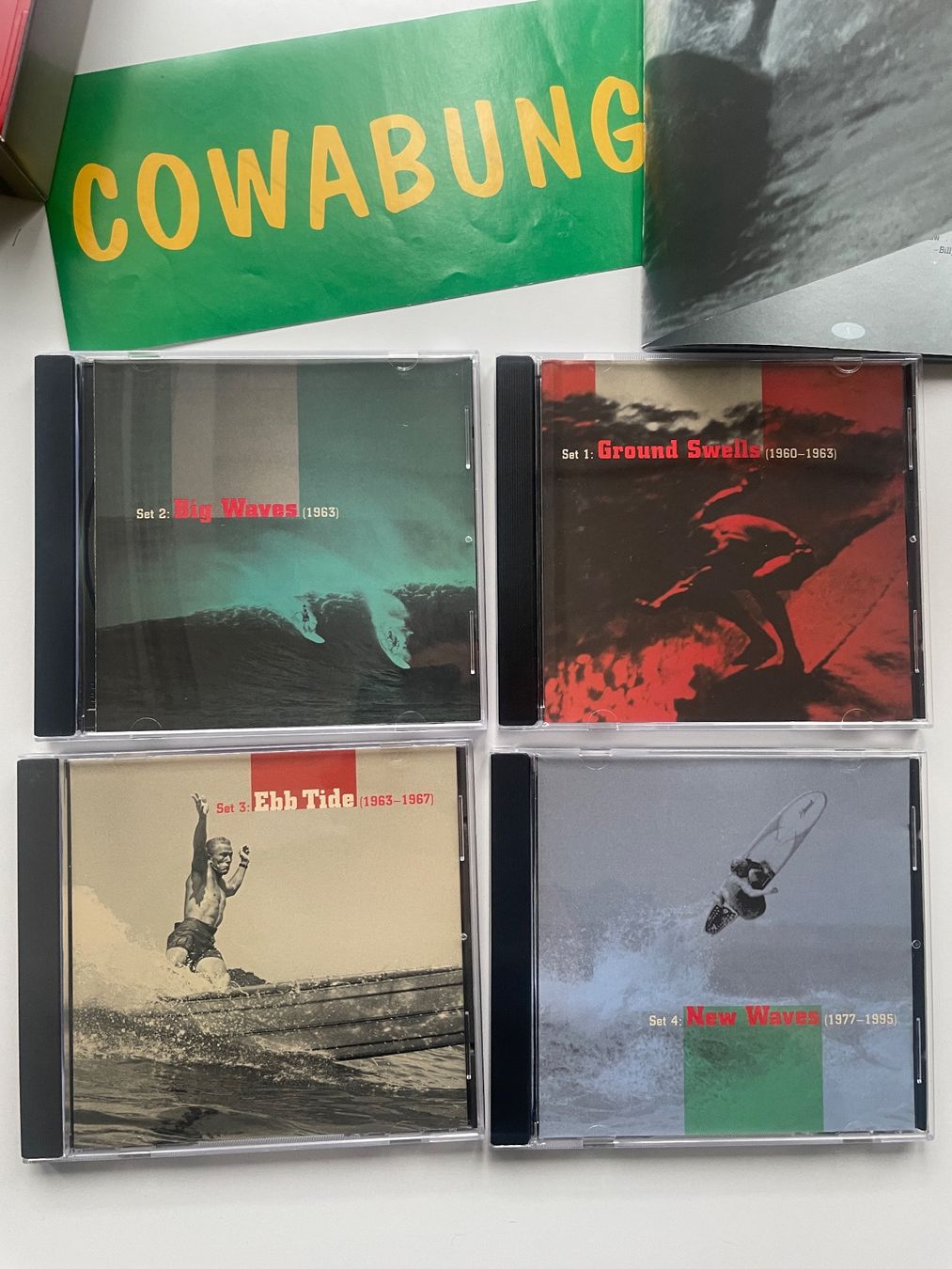 Cowabunga! — The Surf CD-Box für Beach Boys & Surfer Girls (Gebraucht ...
