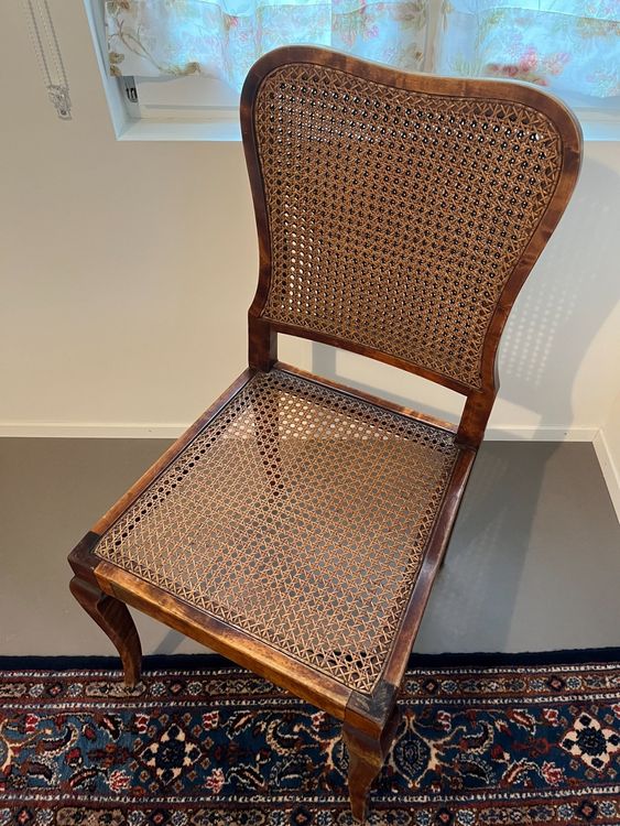 Antiker Stuhl mit Wiener Geflecht (Gebraucht) in Menzingen für CHF 38 – nur Abholung auf Ricardo ...