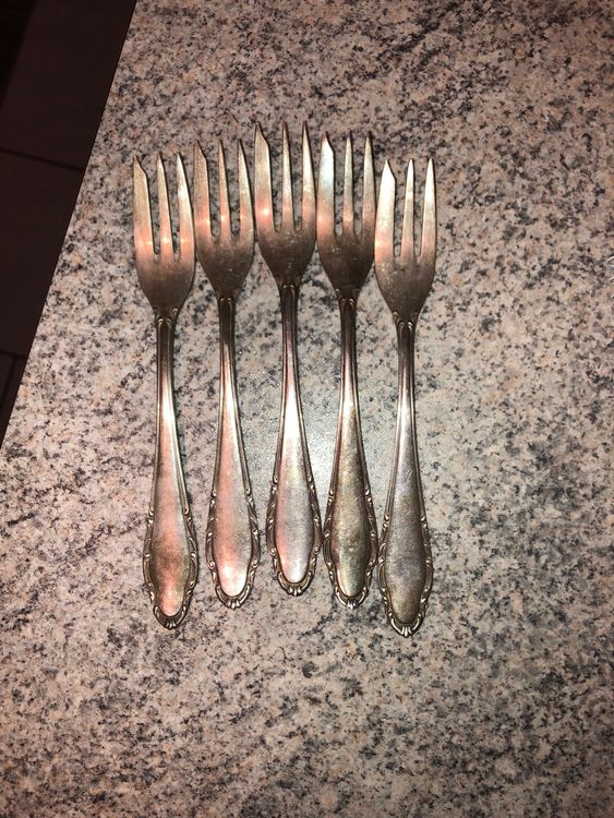 5 STK. VERSILBERTEN DESSERT GABELN VON WELLNER PATENT 90-18 (Gebraucht) in Basel für CHF 7 – mit ...