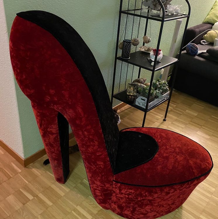 Sessel mit Hocker im High-Heel Design | Kaufen auf Ricardo
