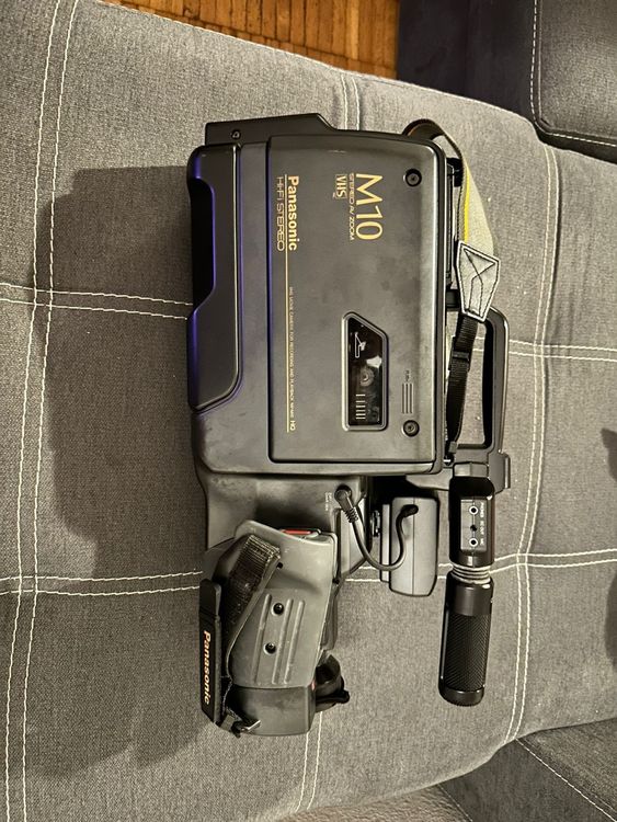 Panasonic M10 VHS Camcorder, Retro 90 er Klassiker (Gebraucht) in St ...