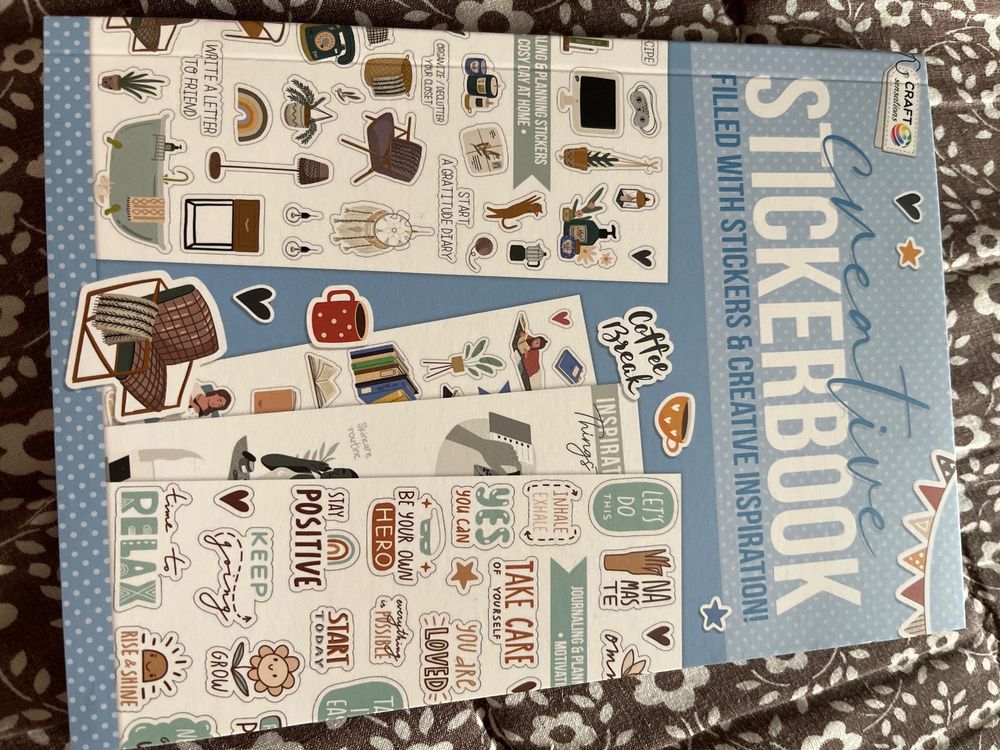 Stickers (Neu (gemäss Beschreibung)) in Menziken für CHF 6 – mit ...