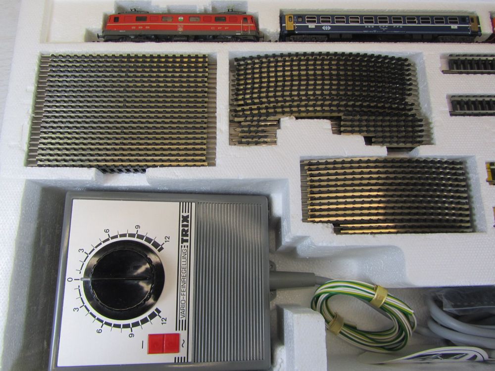 Minitrix N, Super Starter Set 71061 SBB Personenzug, Ae6/6 | Kaufen auf ...