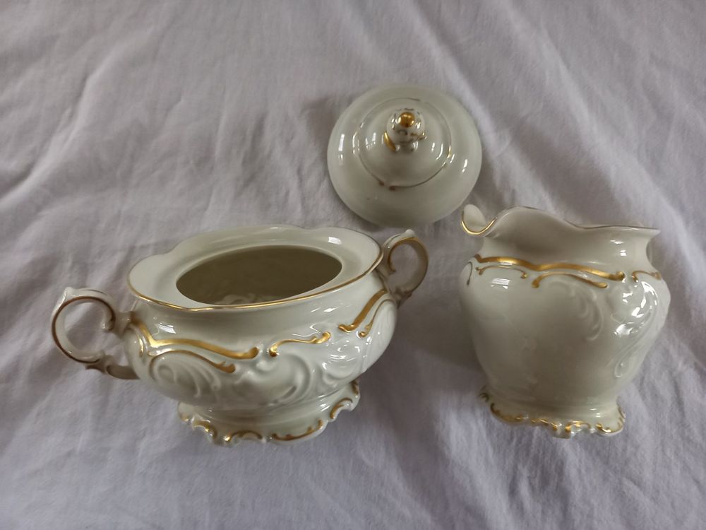 2 Pots, un crémier et un sucrier en porcelaine KPM (Gebraucht) in ...