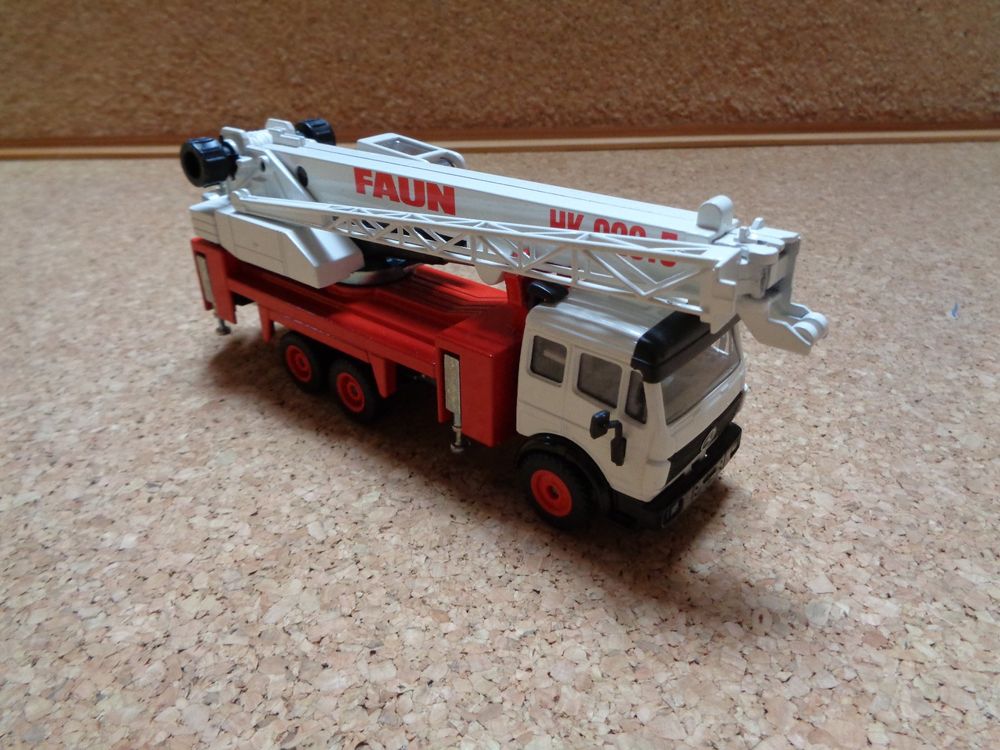 SIKU 3723 Mercedes Sk mit FAUN-Autokran (Neu und originalverpackt) in Läufelfingen für CHF 29 ...