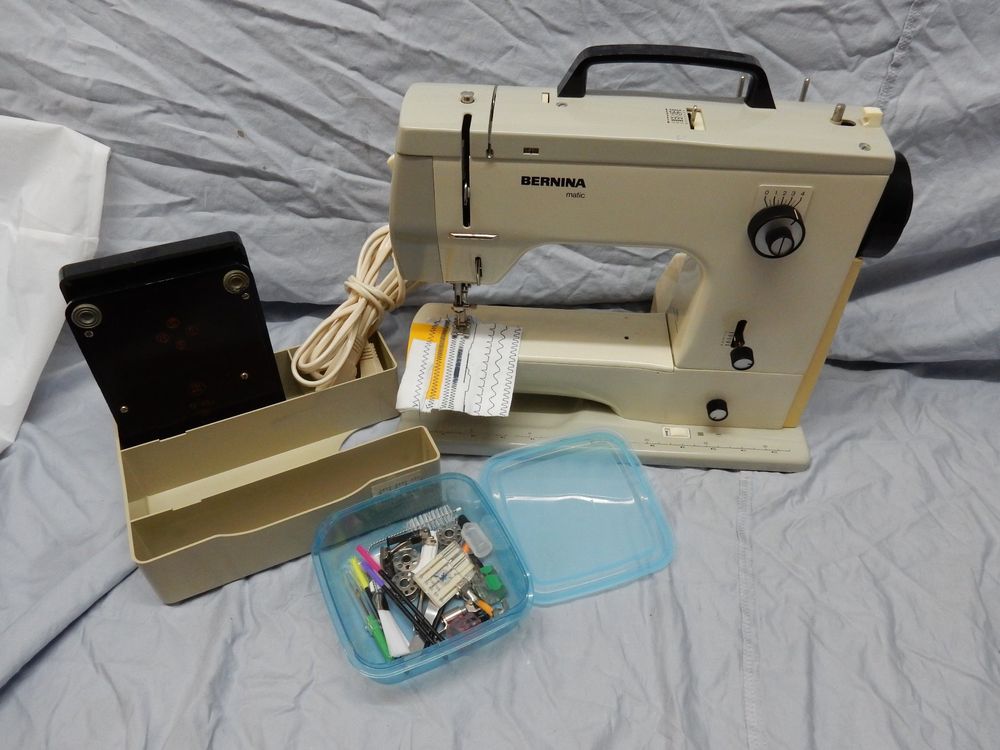 Bernina 810 Revidiert mit Garantie 3 Monate 25102 (Gebraucht) in Watt ...