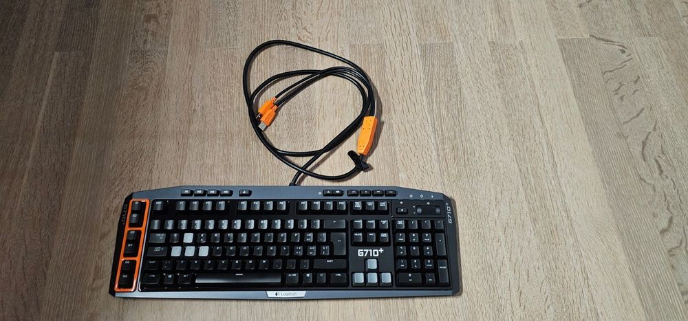 Logitech G710+ Keyboard (Gebraucht) in Zürich für CHF 5 – nur Abholung ...