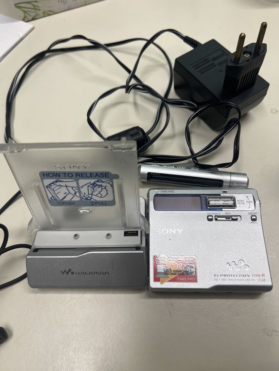 Sony Net MD Walkman MZ-N1 + accessoires! (D'occasion) à Vérossaz pour CHF 180 – avec livraison ...