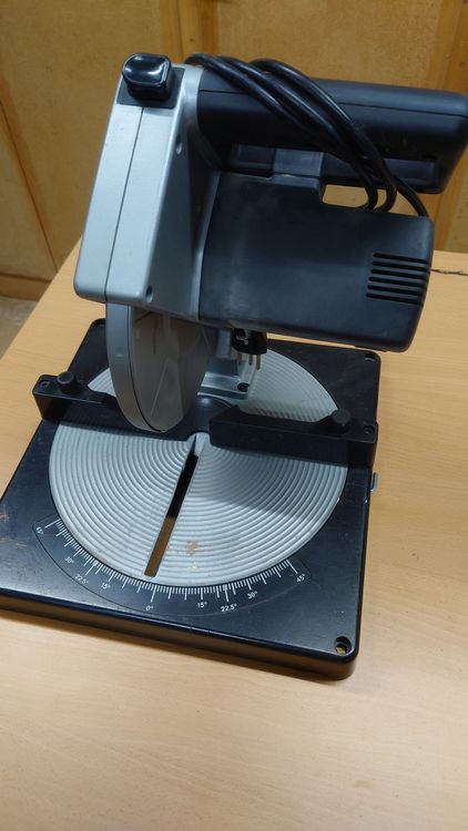 Kapp- und Gehrungssäge Black & Decker | Kaufen auf Ricardo