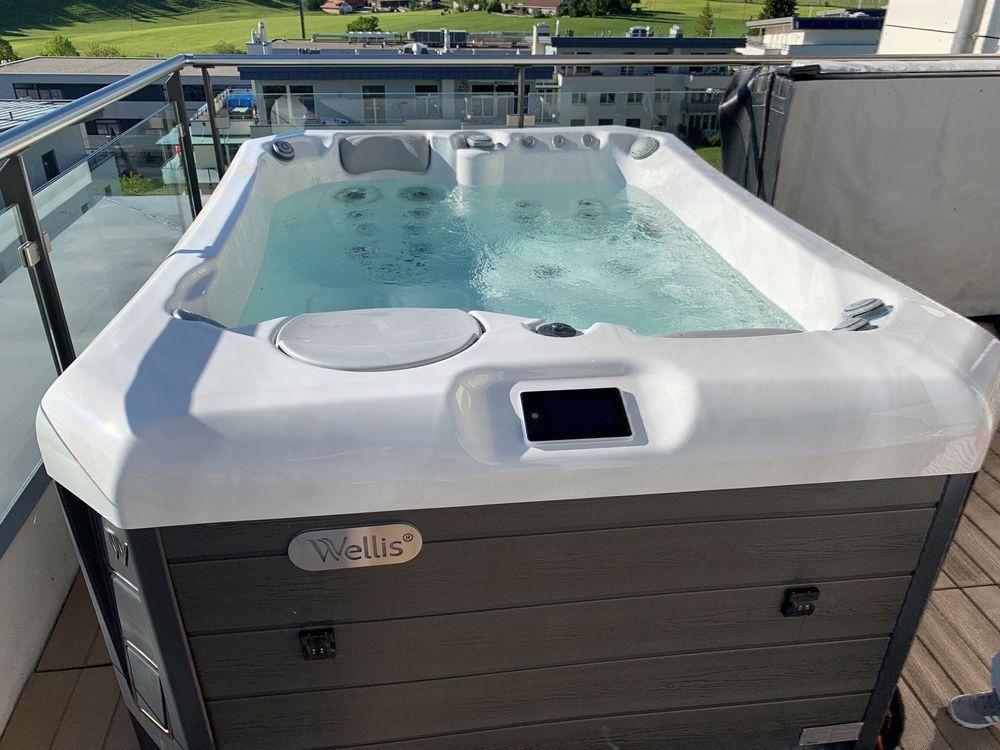 Magnifique Jacuzzi Wellis | Kaufen auf Ricardo