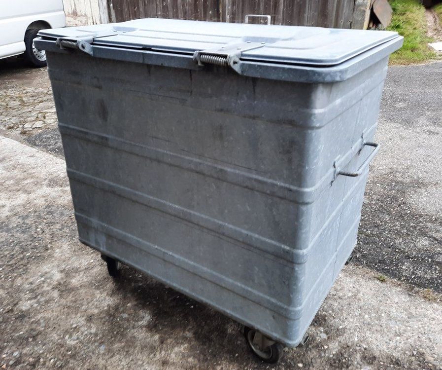 Abfallcontainer 800L (Gebraucht) in für CHF 141 – nur Abholung auf ...