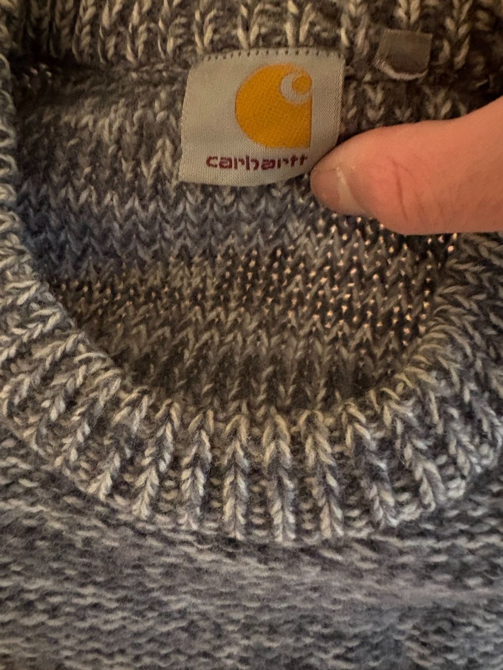 Pull Laine Chiné Carhartt (D'occasion) à Zürich pour CHF 30 – retrait ...