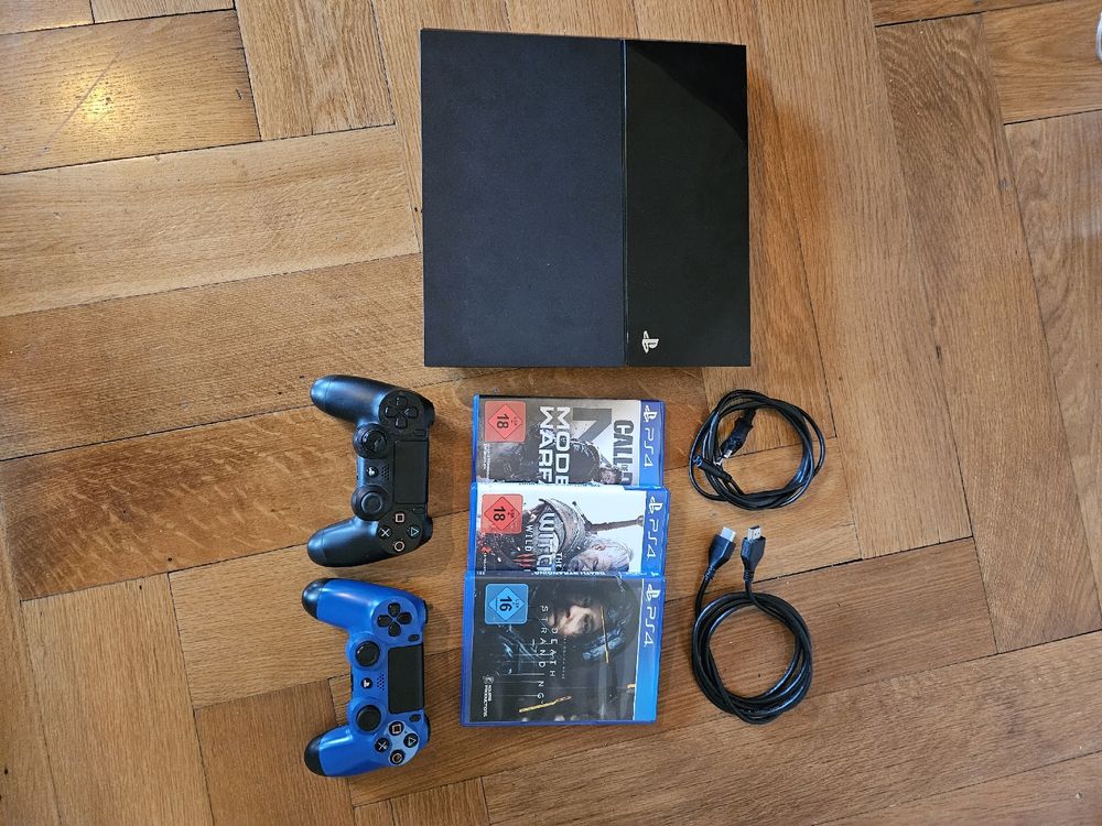 PS4, 3 Games, 2 Controller | Kaufen auf Ricardo
