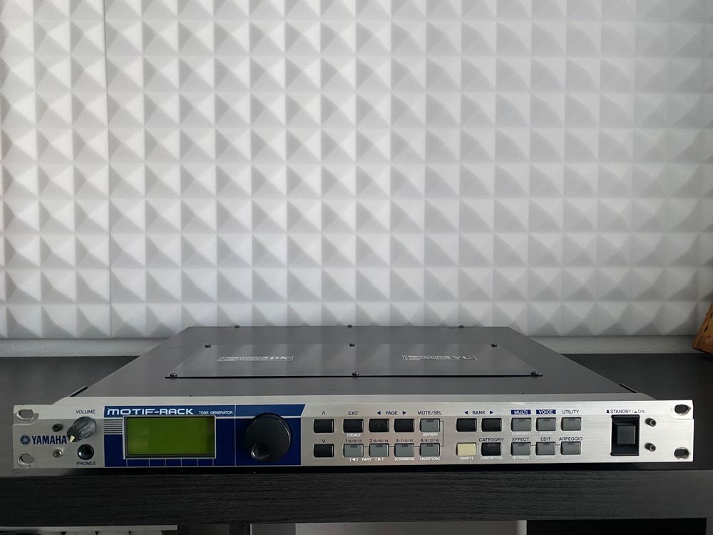 Yamaha Motif Rack (Gebraucht) in Zürich für CHF 330 – nur Abholung auf ...