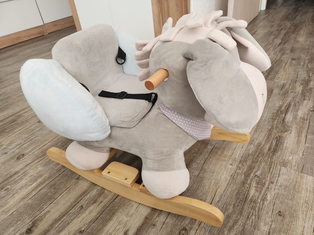 Plush rocking donkey toy (Gebraucht) in Frenkendorf für CHF 10 – nur ...