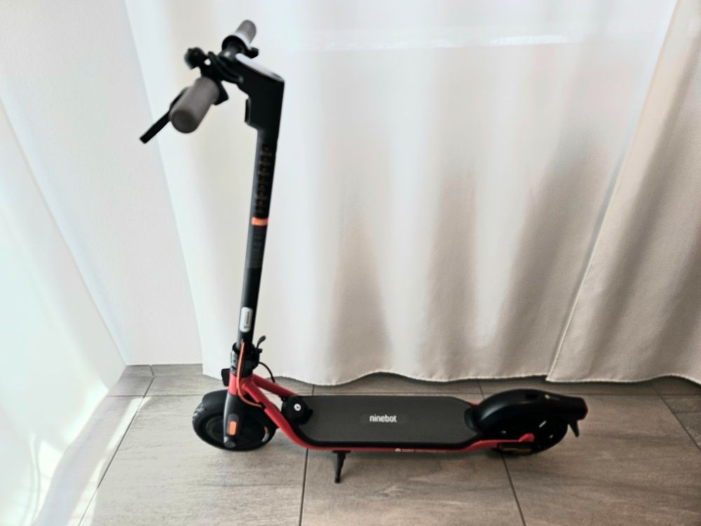 SEGWAY NINEBOT D28D E SCOOTER/ NEU INKL. GARANTIE!! (Neu und ...