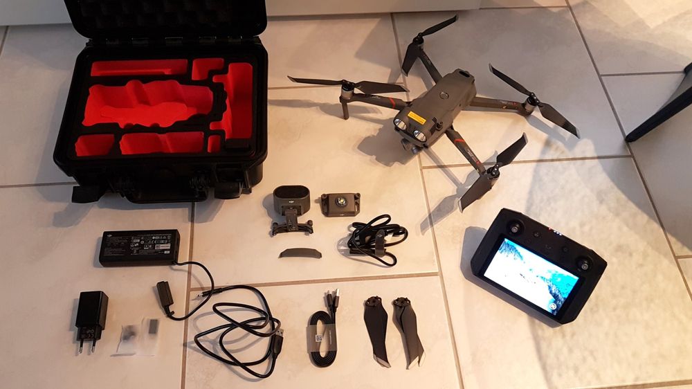 DJI Mavic 2 Enterprise (Zoom) + DJI Smart Controller | Kaufen auf Ricardo
